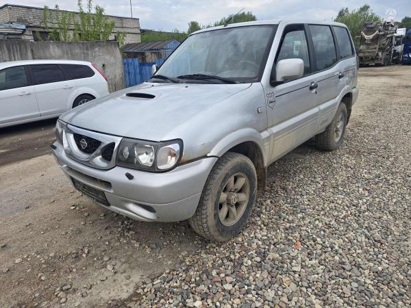 Grey Nissan Terrano 2002 in Vilnius, with an engine capacity of 2.66 L and mileage of 423 thousand km for 1100 €, photo 6 on AUTOMOTO.COM.LV