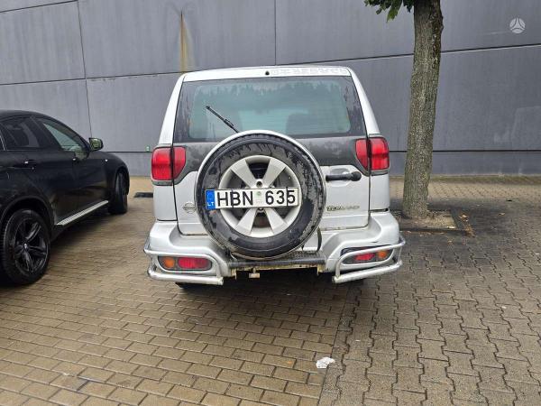 Pelēks Nissan Terrano 2003 Viļņa, ar dzinēja tilpumu 2.95 L un nobraukumu 290 tūkst. km par 1800 €, foto 3 vietnē AUTOMOTO.COM.LV