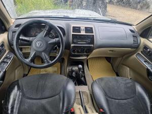 Pelēks Nissan Terrano 2003 Viļņa, ar dzinēja tilpumu 2.95 L un nobraukumu 290 tūkst. km par 1800 €, foto 10 vietnē AUTOMOTO.COM.LV