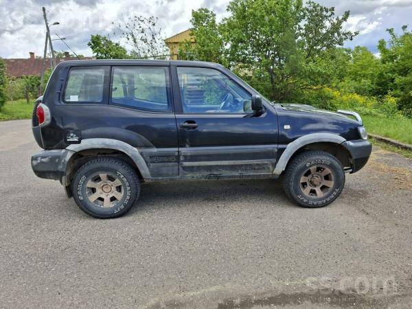 Черный Ниссан Terrano II 2000 в Краслава, объемом двигателя 2.70 л и пробегом 338 тыс. км за 1100 €, фото 4 на AUTOMOTO.COM.LV