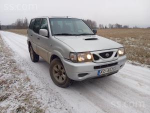 Nissan Terrano II 2002 Rēzekne, ar dzinēja tilpumu 2.70 L un nobraukumu 330 tūkst. km par 2390 €, foto  vietnē AUTOMOTO.COM.LV