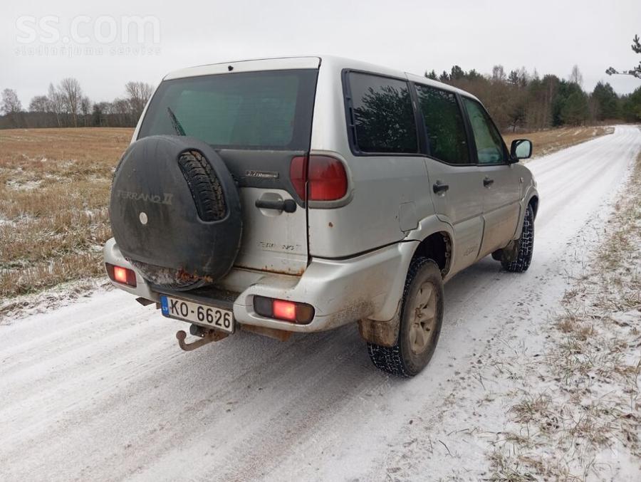 Nissan Terrano II 2002 Rēzekne, ar dzinēja tilpumu 2.70 L un nobraukumu 330 tūkst. km par 2390 €, foto 5 vietnē AUTOMOTO.COM.LV