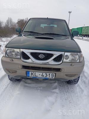 Green Nissan Terrano II 2001 in Rezekne, with an engine capacity of 2.70 L and mileage of 238 thousand km for 1340 €, photo  on AUTOMOTO.COM.LV
