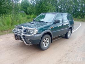 Zaļš Nissan Terrano II 2003 Rēzekne, ar dzinēja tilpumu 2.70 L un nobraukumu 265 tūkst. km par 1990 €, foto 3 vietnē AUTOMOTO.COM.LV