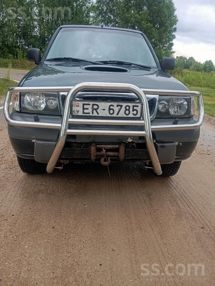 Zaļš Nissan Terrano II 2003 Rēzekne, ar dzinēja tilpumu 2.70 L un nobraukumu 265 tūkst. km par 1990 €, foto 4 vietnē AUTOMOTO.COM.LV