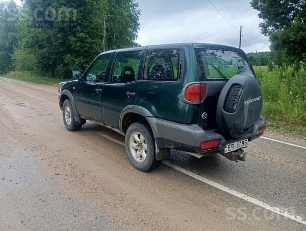 Zaļš Nissan Terrano II 2003 Rēzekne, ar dzinēja tilpumu 2.70 L un nobraukumu 265 tūkst. km par 1990 €, foto 5 vietnē AUTOMOTO.COM.LV