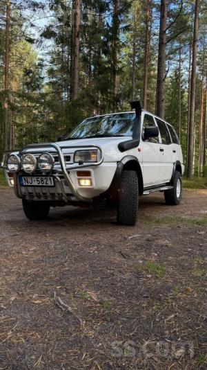 Balts Nissan Terrano II 1993 Talsi, ar dzinēja tilpumu 2.70 L un nobraukumu 0 tūkst. km par 4299 €, foto  vietnē AUTOMOTO.COM.LV