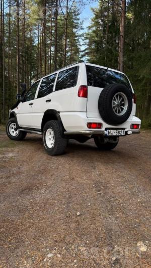 Белый Ниссан Terrano II 1993 в Талси, объемом двигателя 2.70 л и пробегом 0 тыс. км за 4299 €, фото 4 на AUTOMOTO.COM.LV
