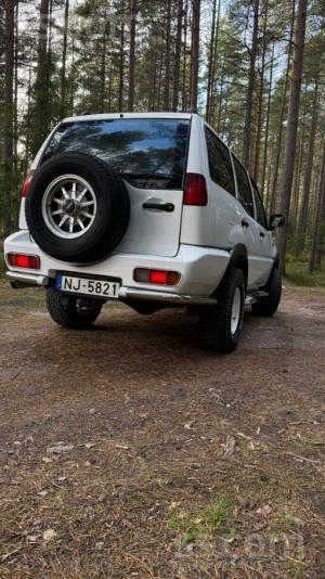 Белый Ниссан Terrano II 1993 в Талси, объемом двигателя 2.70 л и пробегом 0 тыс. км за 4299 €, фото 5 на AUTOMOTO.COM.LV