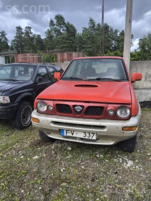 Red Nissan Terrano 1996 in Daugavpils, with an engine capacity of 2.70 L and mileage of 358 thousand km for 1200 €, photo  on AUTOMOTO.COM.LV