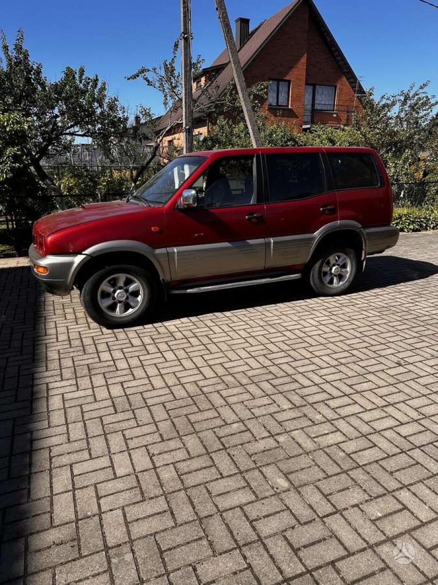 Sarkans Nissan Terrano 1999 Panevēža, ar dzinēja tilpumu 2.66 L un nobraukumu 182 tūkst. km par 4200 €, foto 4 vietnē AUTOMOTO.COM.LV