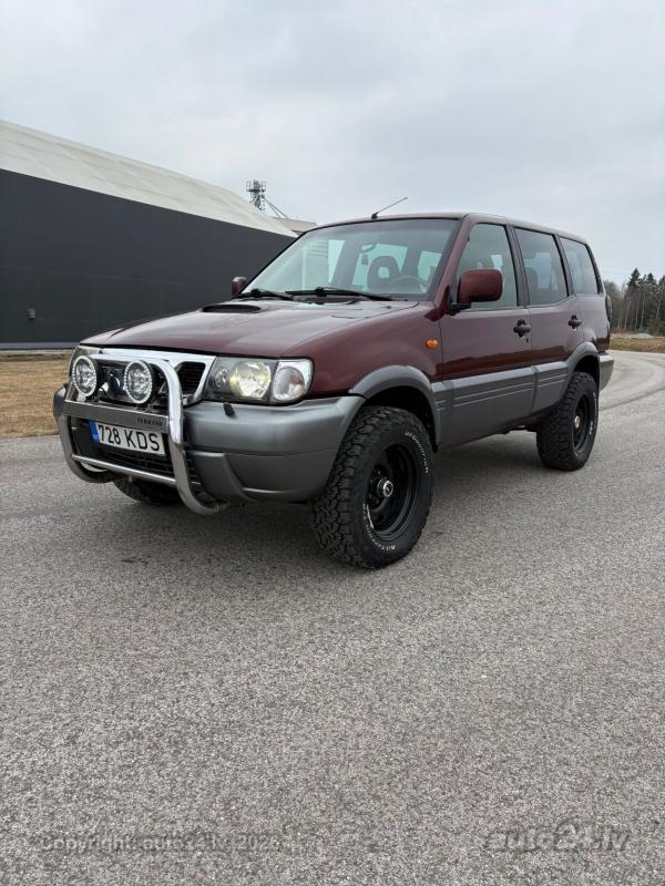 Sarkans Nissan Terrano 2005 Rakvere, ar dzinēja tilpumu 2.70 L un nobraukumu 426 tūkst. km par 4900 €, foto 1 vietnē AUTOMOTO.COM.LV