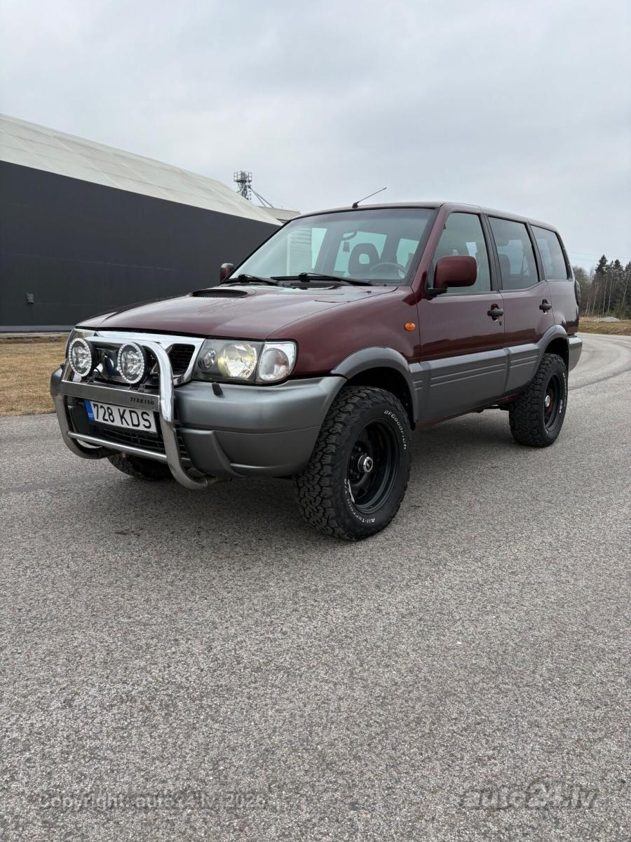 Sarkans Nissan Terrano 2005 Rakvere, ar dzinēja tilpumu 2.70 L un nobraukumu 426 tūkst. km par 4900 €, foto 1 vietnē AUTOMOTO.COM.LV