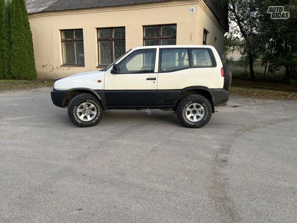 Nissan Terrano 1994 Viļņa vietnē Balts Nissan Terrano 1994 Viļņa, ar dzinēja tilpumu 2.70 L un nobraukumu 311 tūkst. km par 2650 €, foto 3 vietnē AUTOMOTO.COM.LV