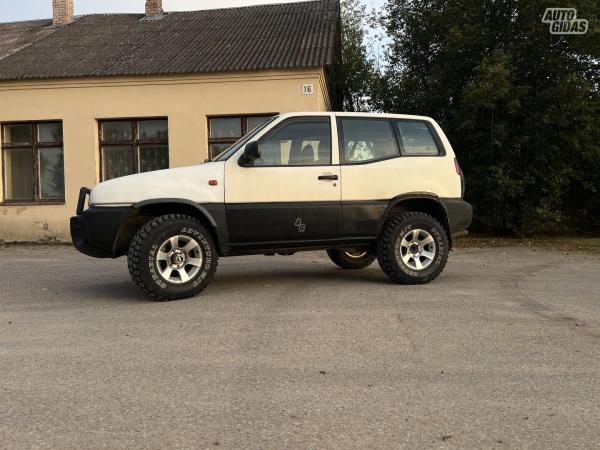 Nissan Terrano 1994 Viļņa vietnē Balts Nissan Terrano 1994 Viļņa, ar dzinēja tilpumu 2.70 L un nobraukumu 311 tūkst. km par 2650 €, foto 6 vietnē AUTOMOTO.COM.LV