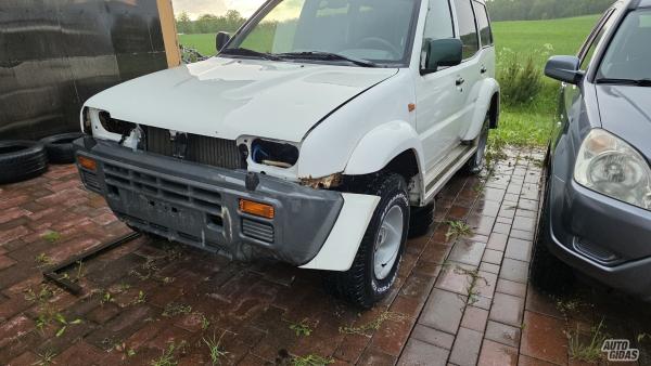 Balts Nissan Terrano 1995 Plungė, ar dzinēja tilpumu 2.40 L un nobraukumu 230 tūkst. km par 1000 €, foto 2 vietnē AUTOMOTO.COM.LV