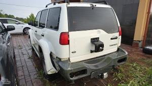 White Nissan Terrano 1995 in Plunge, with an engine capacity of 2.40 L and mileage of 230 thousand km for 1000 €, photo 5 on AUTOMOTO.COM.LV