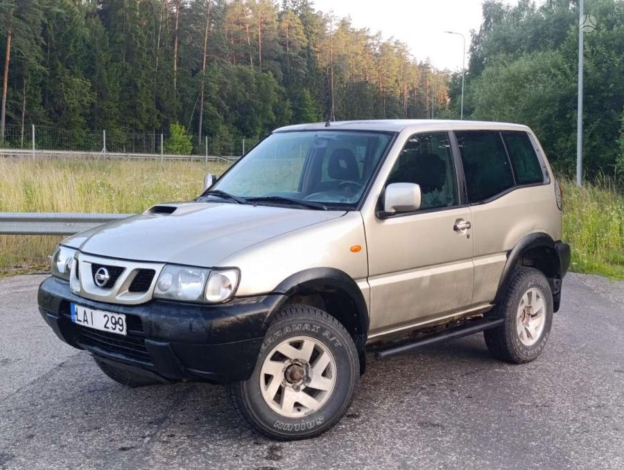 Dzeltens Nissan Terrano 2002 Nemenčinė, ar dzinēja tilpumu 2.95 L un nobraukumu 149 tūkst. km par 2400 €, foto 3 vietnē AUTOMOTO.COM.LV