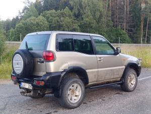 Dzeltens Nissan Terrano 2002 Nemenčinė, ar dzinēja tilpumu 2.95 L un nobraukumu 149 tūkst. km par 2400 €, foto 5 vietnē AUTOMOTO.COM.LV