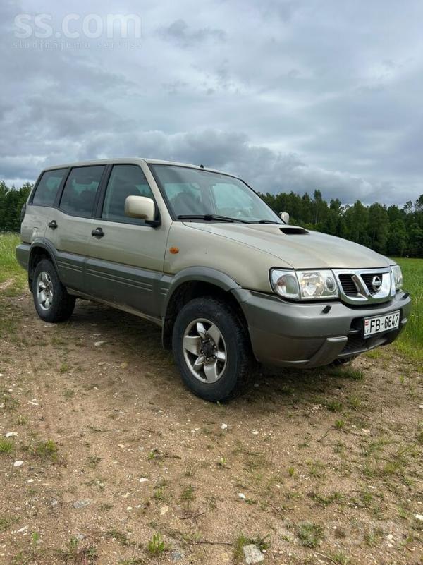 Dzeltens Nissan Terrano 2003 Cēsis, ar dzinēja tilpumu 3.00 L un nobraukumu 179 tūkst. km par 2250 €, foto 1 vietnē AUTOMOTO.COM.LV