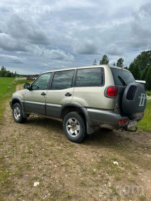 Dzeltens Nissan Terrano 2003 Cēsis, ar dzinēja tilpumu 3.00 L un nobraukumu 179 tūkst. km par 2250 €, foto 3 vietnē AUTOMOTO.COM.LV