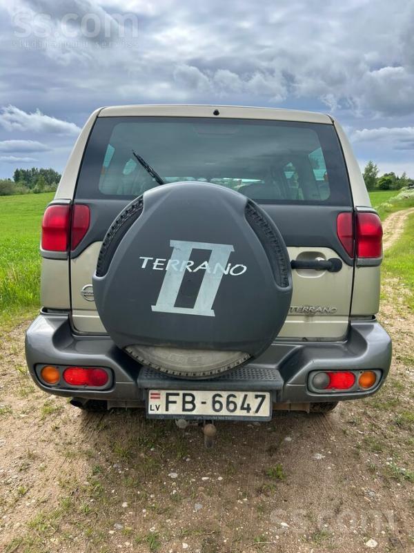 Dzeltens Nissan Terrano 2003 Cēsis, ar dzinēja tilpumu 3.00 L un nobraukumu 179 tūkst. km par 2250 €, foto 3 vietnē AUTOMOTO.COM.LV