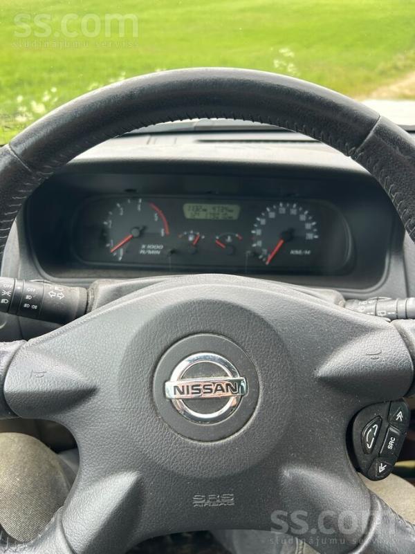 Yellow Nissan Terrano 2003 in Cesis, with an engine capacity of 3.00 L and mileage of 179 thousand km for 2250 €, photo 7 on AUTOMOTO.COM.LV