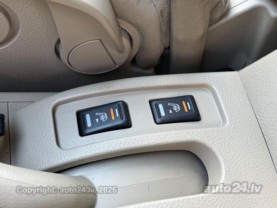 Melns Nissan TIIDA 2008 Tallina, ar dzinēja tilpumu 1.60 L un nobraukumu 154 tūkst. km par 1999 €, foto 19 vietnē AUTOMOTO.COM.LV