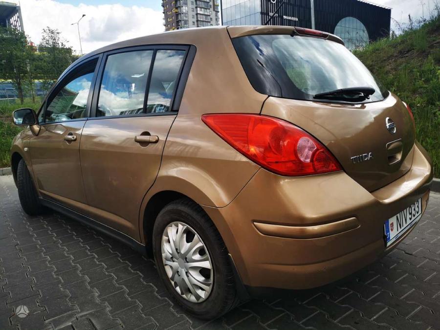 Brūns Nissan TIIDA 2008 Viļņa, ar dzinēja tilpumu 1.60 L un nobraukumu 145 tūkst. km par 2950 €, foto 1 vietnē AUTOMOTO.COM.LV