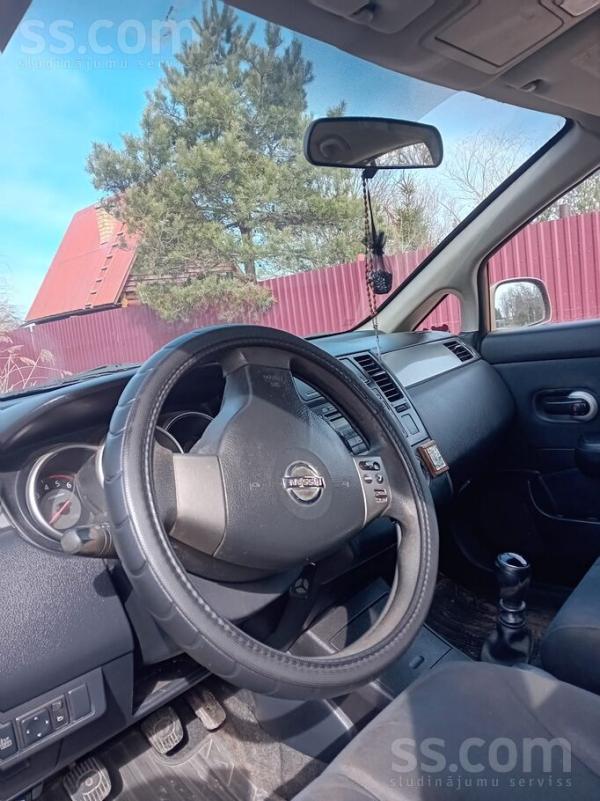 Brown Nissan TIIDA 2008 in Jelgava, with an engine capacity of 1.50 L and mileage of 230 thousand km for 1400 €, photo 7 on AUTOMOTO.COM.LV