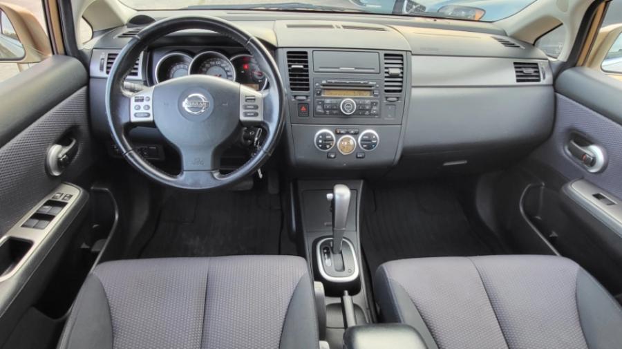 Brown Nissan TIIDA 2008 in Riga, with an engine capacity of 1.60 L and mileage of 156 thousand km for 2750 €, photo 6 on AUTOMOTO.COM.LV