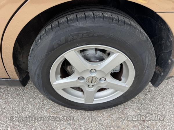 Nissan TIIDA 2008 in Tallinn on AUTOMOTO.COM.LV Brown Nissan TIIDA 2008 in Tallinn, with an engine capacity of 1.60 L and mileage of 197 thousand km for 1900 €, photo 10 on AUTOMOTO.COM.LV
