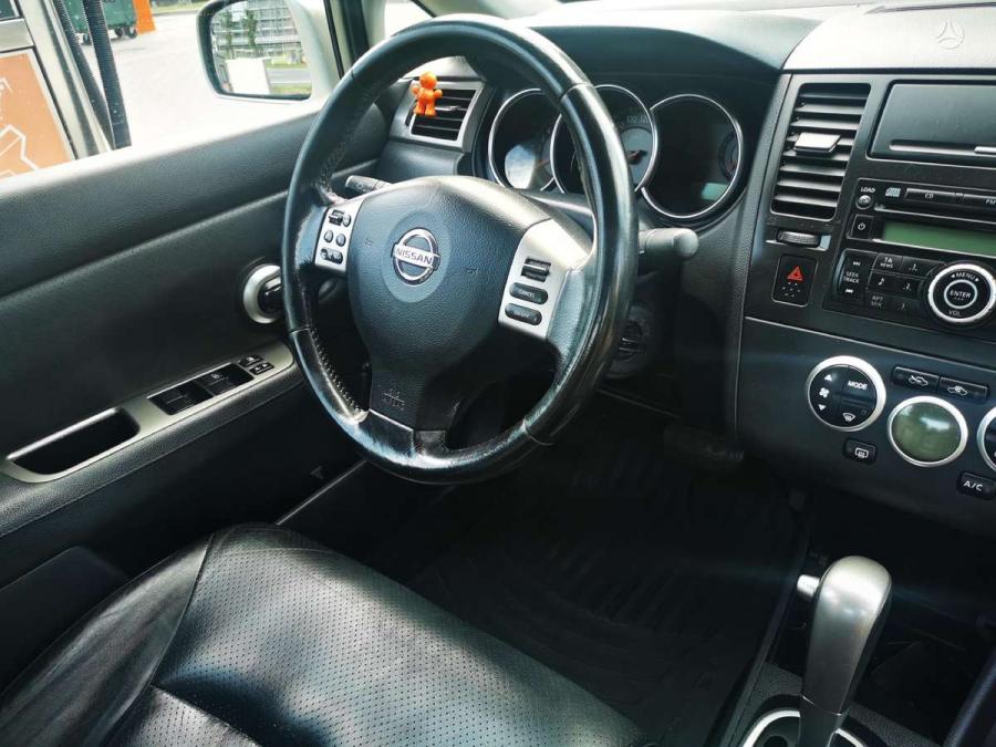 Brūns Nissan TIIDA 2009 Viļņa, ar dzinēja tilpumu 1.60 L un nobraukumu 146 tūkst. km par 3883 €, foto 16 vietnē AUTOMOTO.COM.LV