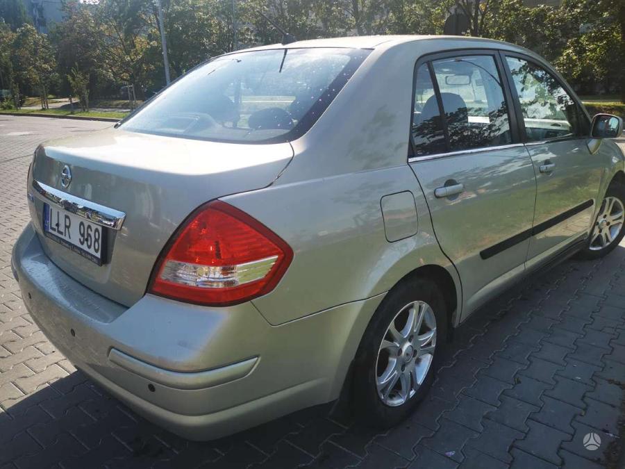 Brūns Nissan TIIDA 2009 Viļņa, ar dzinēja tilpumu 1.60 L un nobraukumu 146 tūkst. km par 3883 €, foto 19 vietnē AUTOMOTO.COM.LV