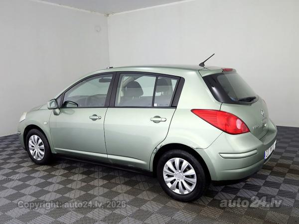 Zaļš Nissan TIIDA 2008 Tallina, ar dzinēja tilpumu 1.80 L un nobraukumu 243 tūkst. km par 599 €, foto 4 vietnē AUTOMOTO.COM.LV