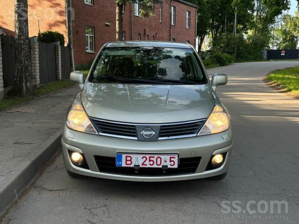 Green Nissan TIIDA 2008 in Riga, with an engine capacity of 1.60 L and mileage of 0 thousand km for 1999 €, photo 8 on AUTOMOTO.COM.LV