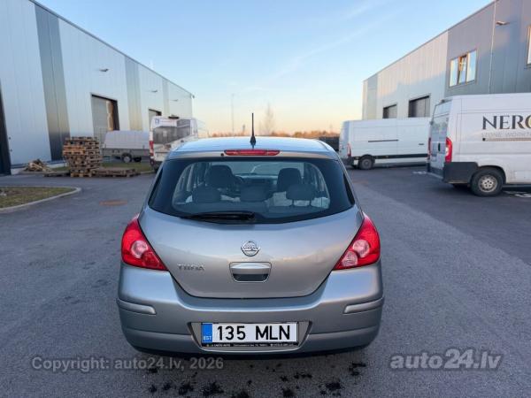 Pelēks Nissan TIIDA 2008 Tallina, ar dzinēja tilpumu 1.60 L un nobraukumu 149 tūkst. km par 1199 €, foto 4 vietnē AUTOMOTO.COM.LV