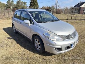 Pelēks Nissan TIIDA 2008 Tallina, ar dzinēja tilpumu 1.60 L un nobraukumu 226 tūkst. km par 1200 €, foto  vietnē AUTOMOTO.COM.LV