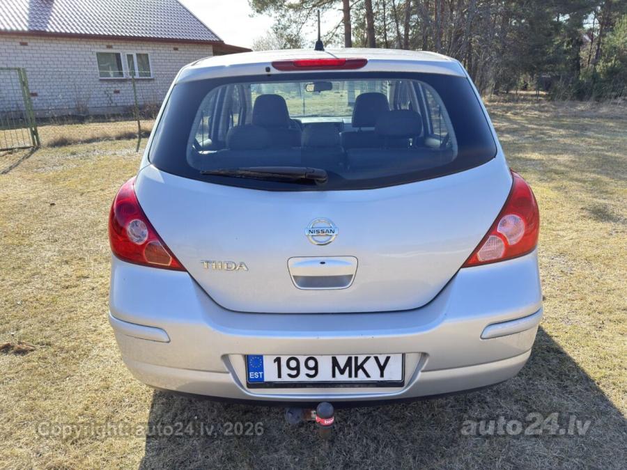 Pelēks Nissan TIIDA 2008 Tallina, ar dzinēja tilpumu 1.60 L un nobraukumu 226 tūkst. km par 1200 €, foto 4 vietnē AUTOMOTO.COM.LV