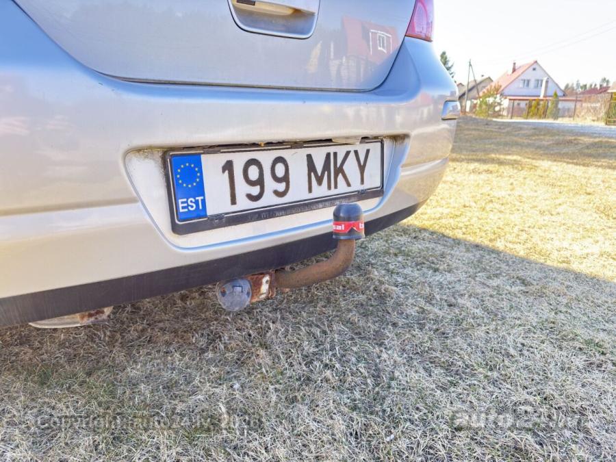 Pelēks Nissan TIIDA 2008 Tallina, ar dzinēja tilpumu 1.60 L un nobraukumu 226 tūkst. km par 1200 €, foto 5 vietnē AUTOMOTO.COM.LV