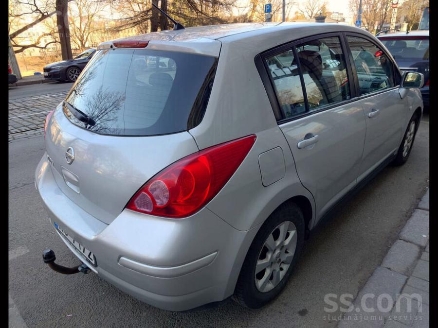 Grey Nissan TIIDA 2008 in Riga, with an engine capacity of 1.60 L and mileage of 269 thousand km for 1900 €, photo 5 on AUTOMOTO.COM.LV