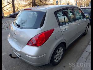 Grey Nissan TIIDA 2008 in Riga, with an engine capacity of 1.60 L and mileage of 270 thousand km for 1500 €, photo 5 on AUTOMOTO.COM.LV