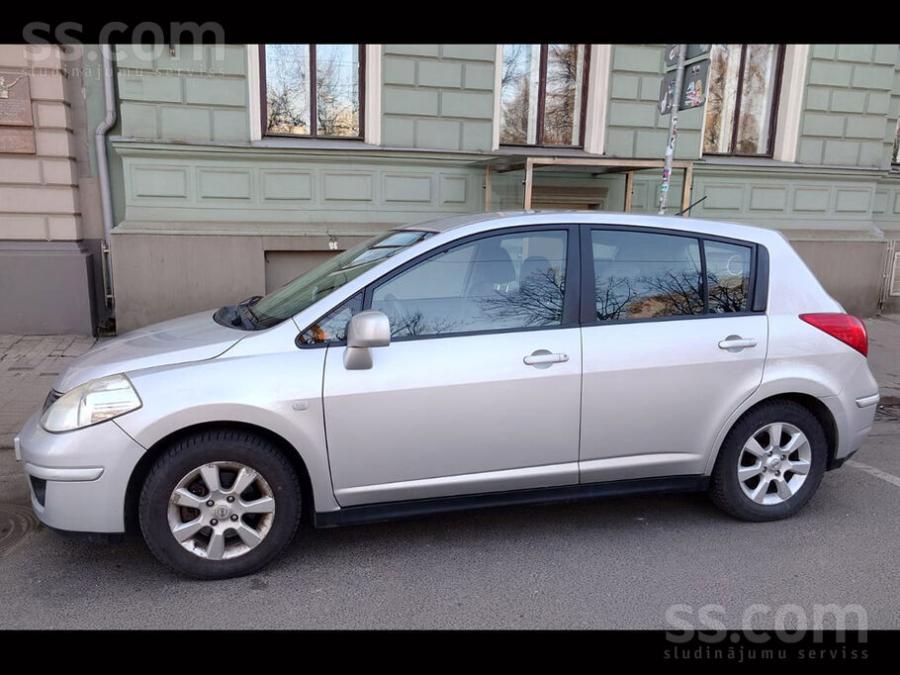 Grey Nissan TIIDA 2008 in Riga, with an engine capacity of 1.60 L and mileage of 270 thousand km for 1500 €, photo 8 on AUTOMOTO.COM.LV