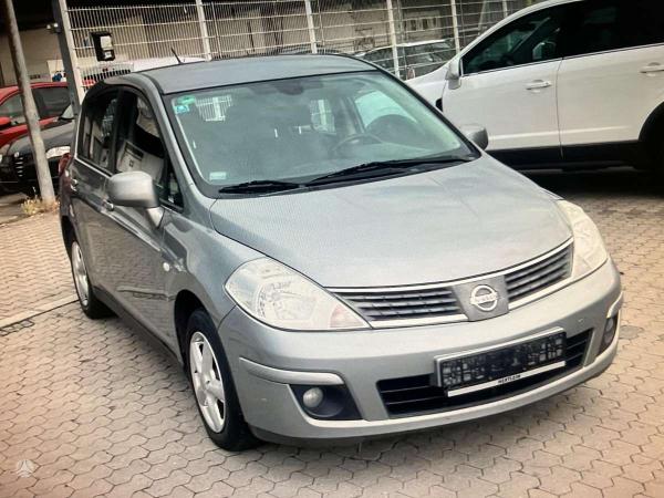 Grey Nissan TIIDA 2008 in Prienai, with an engine capacity of 1.80 L and mileage of 171 thousand km for 1999 €, photo 2 on AUTOMOTO.COM.LV