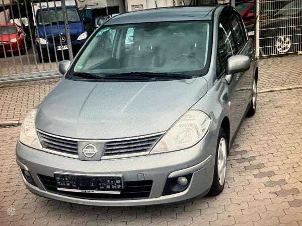 Grey Nissan TIIDA 2008 in Prienai, with an engine capacity of 1.80 L and mileage of 171 thousand km for 1999 €, photo 3 on AUTOMOTO.COM.LV