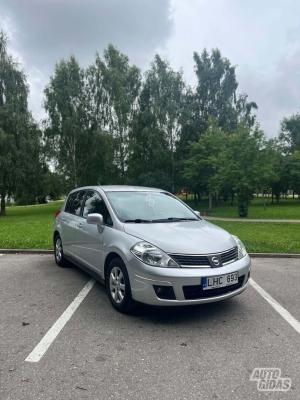 Pelēks Nissan TIIDA 2008 Kretinga, ar dzinēja tilpumu 1.60 L un nobraukumu 197 tūkst. km par 2700 €, foto  vietnē AUTOMOTO.COM.LV