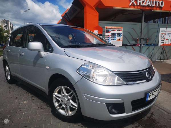Grey Nissan TIIDA 2009 in Vilnius, with an engine capacity of 1.60 L and mileage of 144 thousand km for 3448 €, photo 2 on AUTOMOTO.COM.LV