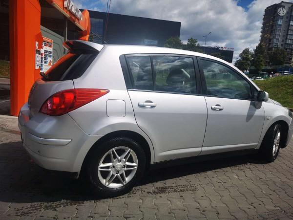 Grey Nissan TIIDA 2009 in Vilnius, with an engine capacity of 1.60 L and mileage of 144 thousand km for 3448 €, photo 4 on AUTOMOTO.COM.LV