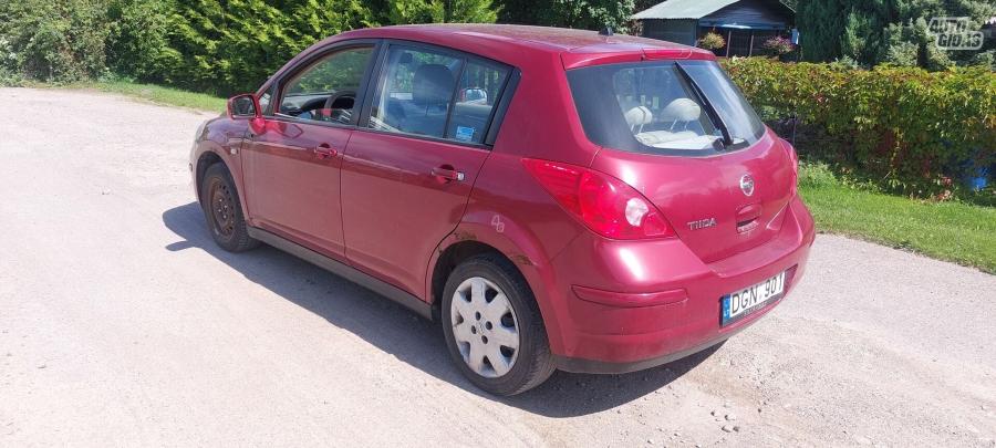 Nissan TIIDA 2007 Viļņa, ar dzinēja tilpumu 1.60 L un nobraukumu 230 tūkst. km par 900 €, foto 5 vietnē AUTOMOTO.COM.LV