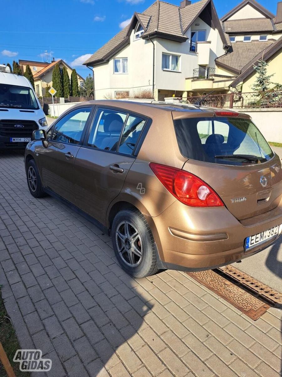 Nissan TIIDA 2008 in Klaipeda, with an engine capacity of 1.60 L and mileage of 70 thousand km for 3800 €, photo 1 on AUTOMOTO.COM.LV